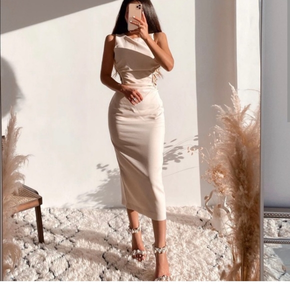 Zara | Dresses | Zara Vanilla Cut Slim Midi Dress With Open Cut Sides ...